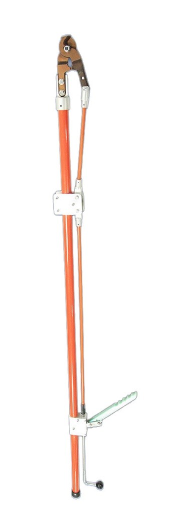 Direct-pull-type insulating scissors for wire